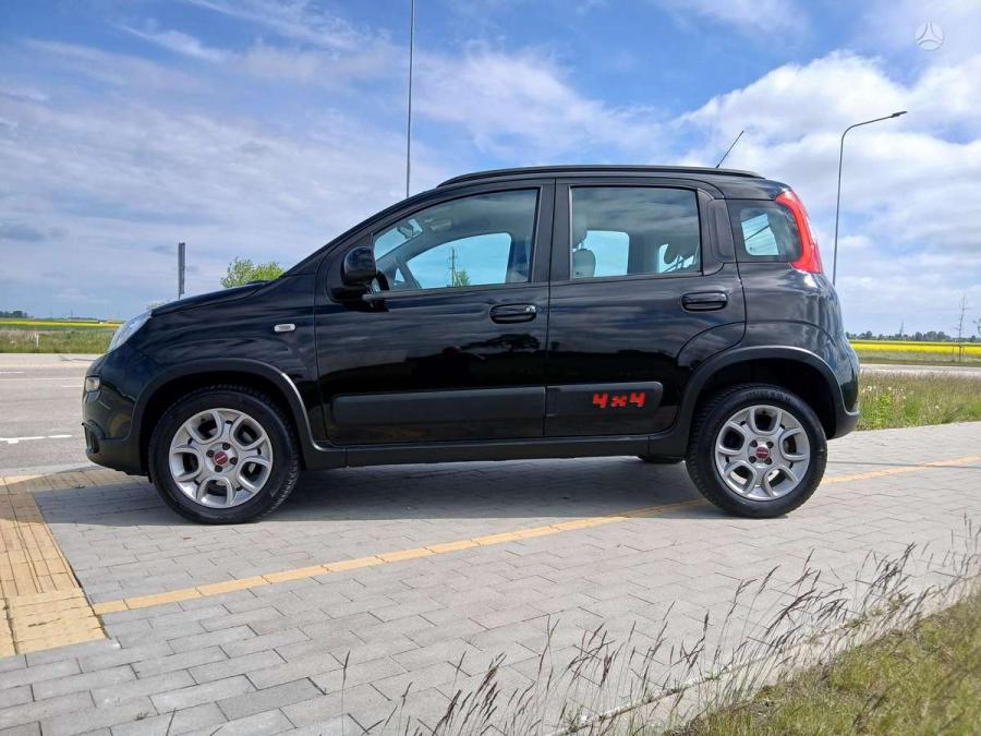 Black Fiat Panda 2014 in Marijampole, with an engine capacity of 1.30 L and mileage of 148 thousand km for 5450 €, photo 4 on AUTOMOTO.COM.LV