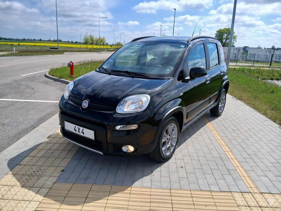 Black Fiat Panda 2014 in Marijampole, with an engine capacity of 1.30 L and mileage of 148 thousand km for 5450 €, photo 7 on AUTOMOTO.COM.LV