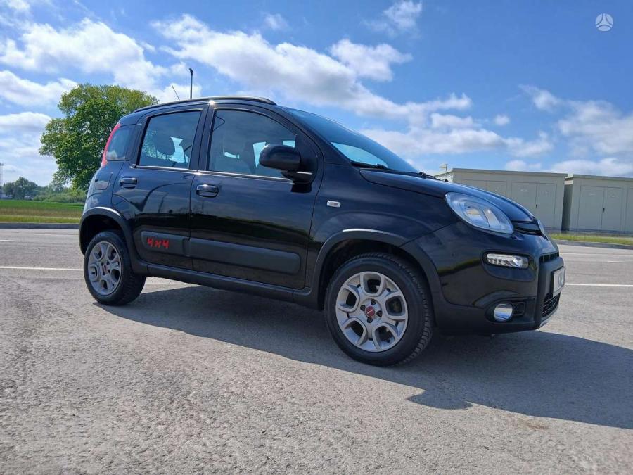Black Fiat Panda 2014 in Marijampole, with an engine capacity of 1.30 L and mileage of 148 thousand km for 5450 €, photo 8 on AUTOMOTO.COM.LV