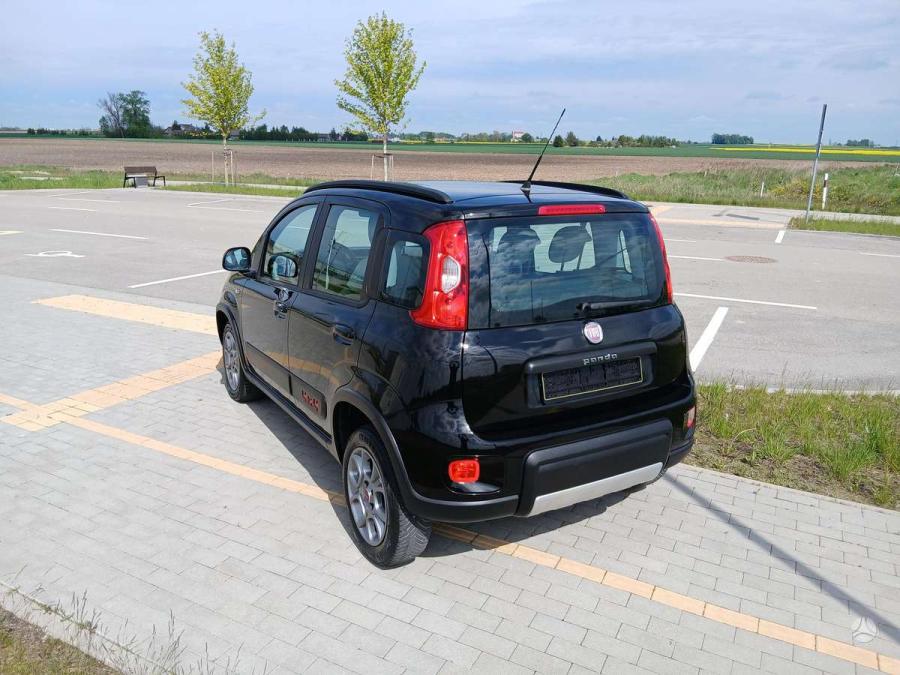 Black Fiat Panda 2014 in Marijampole, with an engine capacity of 1.30 L and mileage of 148 thousand km for 5450 €, photo 14 on AUTOMOTO.COM.LV