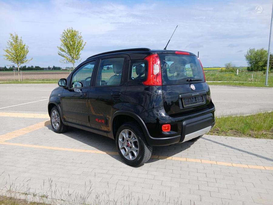 Black Fiat Panda 2014 in Marijampole, with an engine capacity of 1.30 L and mileage of 148 thousand km for 5450 €, photo 16 on AUTOMOTO.COM.LV