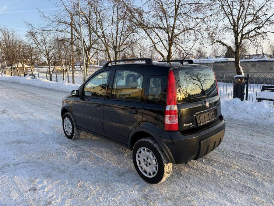 Black Fiat Panda 2008 in Telschi, with an engine capacity of 1.24 L and mileage of 66 thousand km for 3700 €, photo 12 on AUTOMOTO.COM.LV