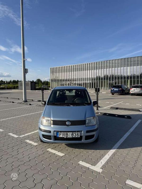 Zils Fiat Panda 2007 Viļņa, ar dzinēja tilpumu 1.24 L un nobraukumu 89 tūkst. km par 1200 €, foto 2 vietnē AUTOMOTO.COM.LV
