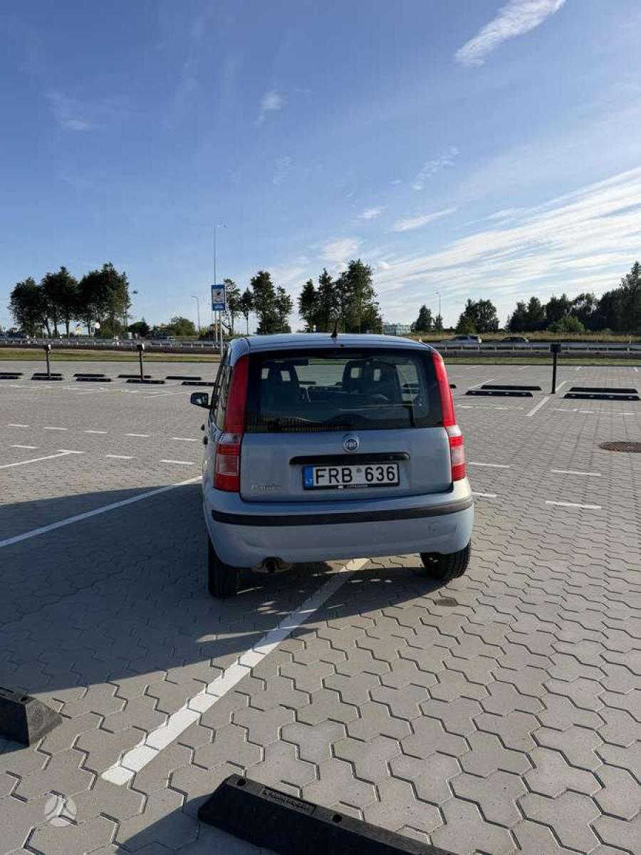 Zils Fiat Panda 2007 Viļņa, ar dzinēja tilpumu 1.24 L un nobraukumu 89 tūkst. km par 1200 €, foto 8 vietnē AUTOMOTO.COM.LV