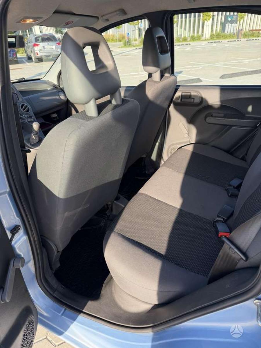 Zils Fiat Panda 2007 Viļņa, ar dzinēja tilpumu 1.24 L un nobraukumu 89 tūkst. km par 1200 €, foto 13 vietnē AUTOMOTO.COM.LV