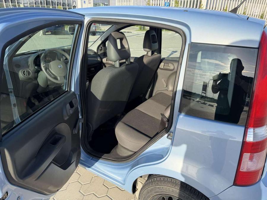 Zils Fiat Panda 2007 Viļņa, ar dzinēja tilpumu 1.24 L un nobraukumu 89 tūkst. km par 1200 €, foto 18 vietnē AUTOMOTO.COM.LV