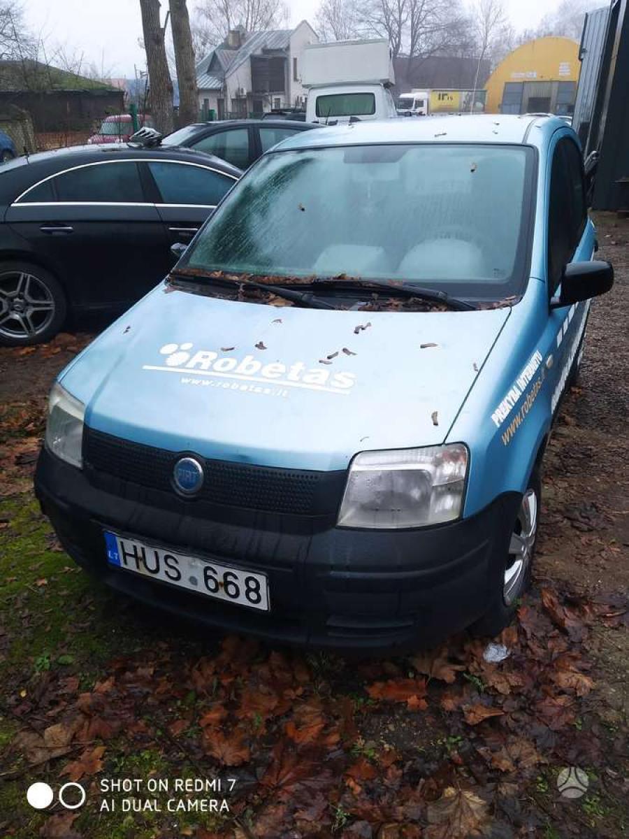 Blue Fiat Panda 2004 in Kaunas, with an engine capacity of 1.11 L and mileage of 248 thousand km for 750 €, photo 4 on AUTOMOTO.COM.LV