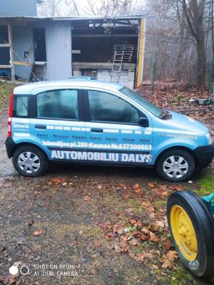 Blue Fiat Panda 2004 in Kaunas, with an engine capacity of 1.11 L and mileage of 248 thousand km for 750 €, photo 6 on AUTOMOTO.COM.LV