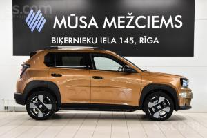 Brown Fiat Panda 2025 in Riga, with an engine capacity of 1.30 L and mileage of 7 thousand km for 21590 €, photo 5 on AUTOMOTO.COM.LV