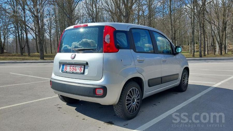 Pelēks Fiat Panda 2014 Alūksne, ar dzinēja tilpumu 1.00 L un nobraukumu 0 tūkst. km par 3900 €, foto 6 vietnē AUTOMOTO.COM.LV