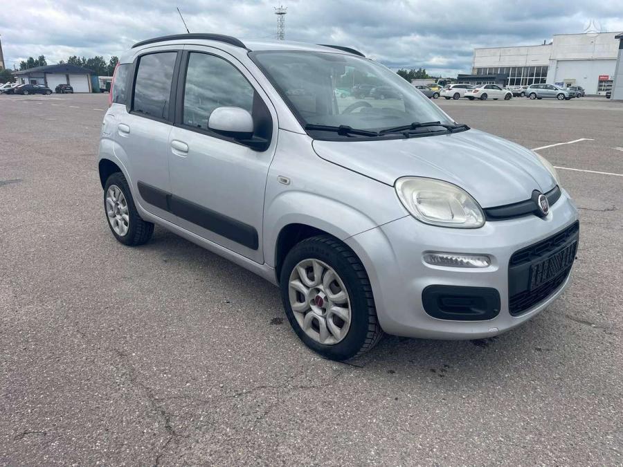 Grey Fiat Panda 2013 in Panevezys, with an engine capacity of 0.90 L and mileage of 147 thousand km for 1999 €, photo 4 on AUTOMOTO.COM.LV