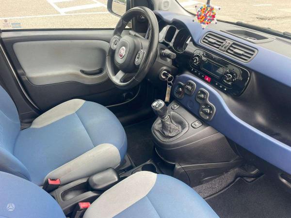 Grey Fiat Panda 2013 in Panevezys, with an engine capacity of 0.90 L and mileage of 147 thousand km for 1999 €, photo 8 on AUTOMOTO.COM.LV