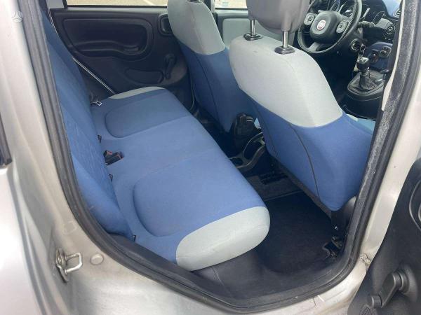 Grey Fiat Panda 2013 in Panevezys, with an engine capacity of 0.90 L and mileage of 147 thousand km for 1999 €, photo 10 on AUTOMOTO.COM.LV