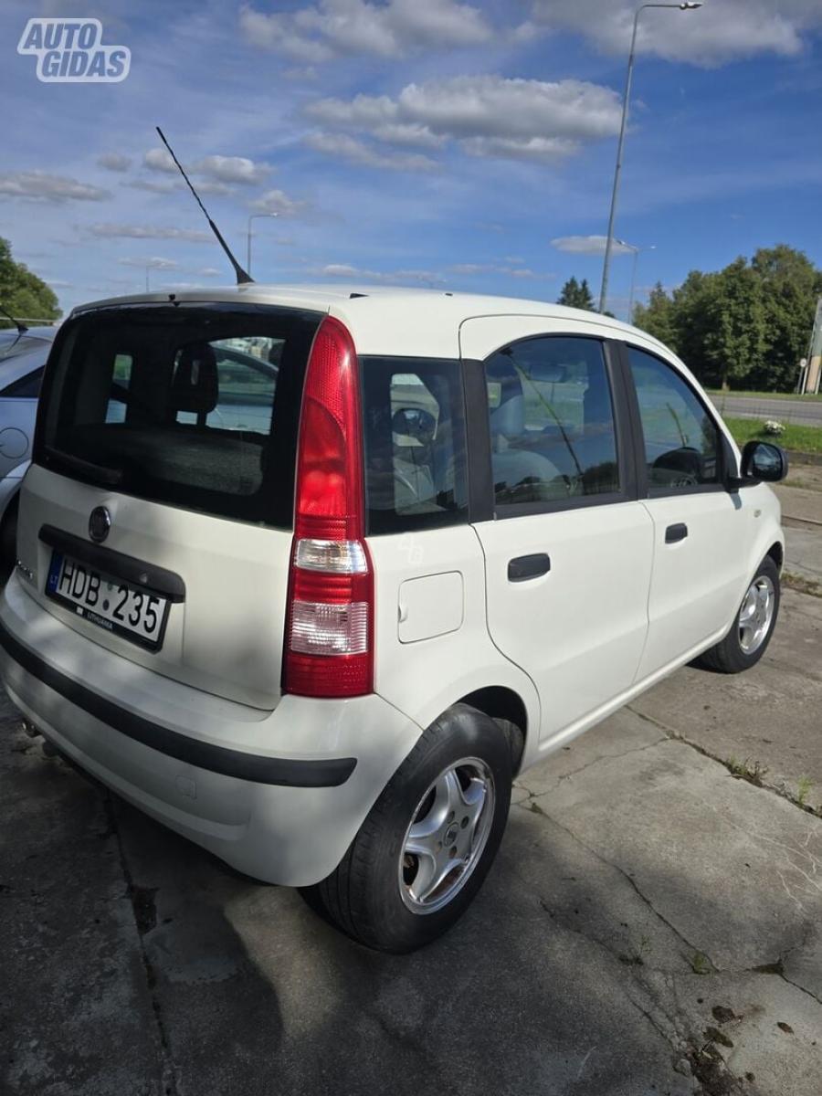 Fiat Panda 2010 Šauļi, ar dzinēja tilpumu 1.20 L un nobraukumu 108 tūkst. km par 1500 €, foto 5 vietnē AUTOMOTO.COM.LV