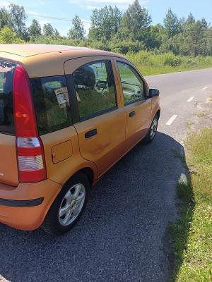 Orange Fiat Panda 2007 in Tallinn, with an engine capacity of 1.20 L and mileage of 195 thousand km for 500 €, photo 5 on AUTOMOTO.COM.LV