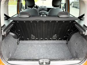 Orange Fiat Panda 2017 in Saldus, with an engine capacity of 1.20 L and mileage of 243 thousand km for 4450 €, photo 10 on AUTOMOTO.COM.LV