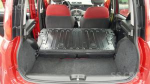 Red Fiat Panda 2014 in Riga, with an engine capacity of 1.30 L and mileage of 159 thousand km for 4100 €, photo 20 on AUTOMOTO.COM.LV