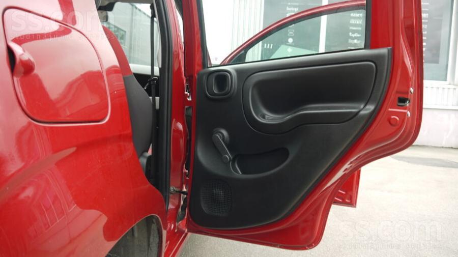 Red Fiat Panda 2014 in Riga, with an engine capacity of 1.30 L and mileage of 159 thousand km for 4100 €, photo 23 on AUTOMOTO.COM.LV