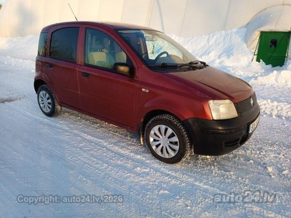 Red Fiat Panda 2007 in Rapla, with an engine capacity of 1.10 L and mileage of 151 thousand km for 1350 €, photo 8 on AUTOMOTO.COM.LV