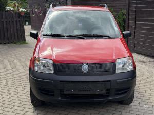 Red Fiat Panda 2007 in Riga, with an engine capacity of 1.24 L and mileage of 130 thousand km for 3200 €, photo 3 on AUTOMOTO.COM.LV