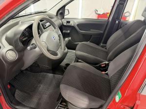 Red Fiat Panda 2007 in Riga, with an engine capacity of 1.24 L and mileage of 130 thousand km for 3200 €, photo 8 on AUTOMOTO.COM.LV