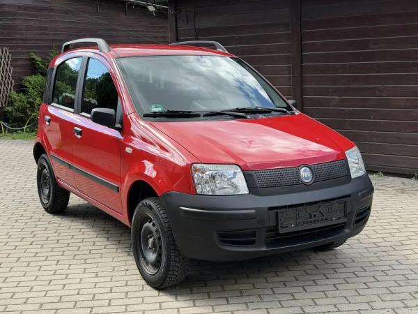 Sarkans Fiat Panda 2007 Rīga, ar dzinēja tilpumu 1.20 L un nobraukumu 130 tūkst. km par 3200 €, foto 1 vietnē AUTOMOTO.COM.LV