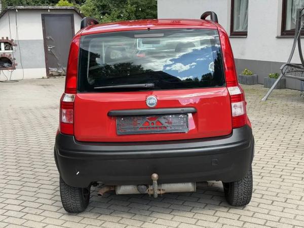 Sarkans Fiat Panda 2007 Rīga, ar dzinēja tilpumu 1.20 L un nobraukumu 130 tūkst. km par 3200 €, foto 5 vietnē AUTOMOTO.COM.LV