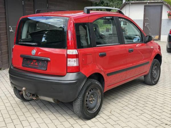 Sarkans Fiat Panda 2007 Rīga, ar dzinēja tilpumu 1.20 L un nobraukumu 130 tūkst. km par 3200 €, foto 6 vietnē AUTOMOTO.COM.LV