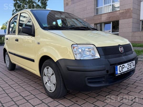 Dzeltens Fiat Panda 2009 Rīga, ar dzinēja tilpumu 1.10 L un nobraukumu 0 tūkst. km par 2200 €, foto 1 vietnē AUTOMOTO.COM.LV