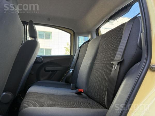 Dzeltens Fiat Panda 2009 Rīga, ar dzinēja tilpumu 1.10 L un nobraukumu 0 tūkst. km par 2200 €, foto 8 vietnē AUTOMOTO.COM.LV