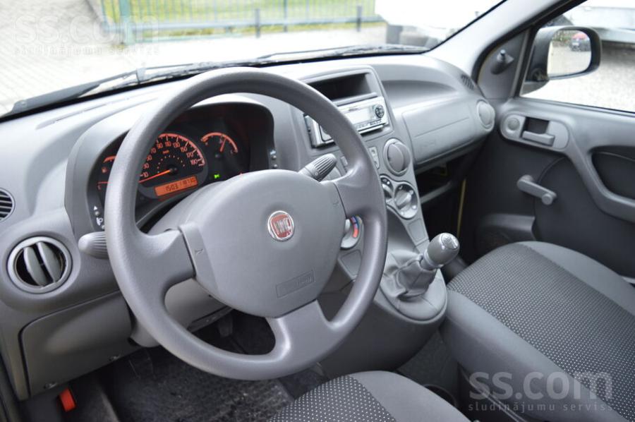Dzeltens Fiat Panda 2010 Tukums, ar dzinēja tilpumu 1.10 L un nobraukumu 119 tūkst. km par 3995 €, foto 13 vietnē AUTOMOTO.COM.LV