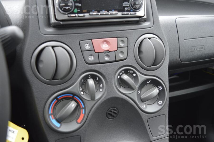 Dzeltens Fiat Panda 2010 Tukums, ar dzinēja tilpumu 1.10 L un nobraukumu 119 tūkst. km par 3995 €, foto 14 vietnē AUTOMOTO.COM.LV