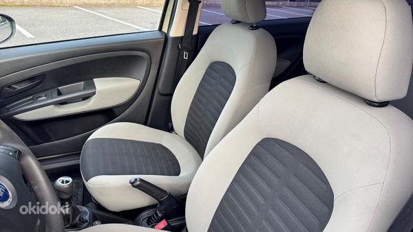 Smilšu krāsa Fiat Punto 2007 Tallina, ar dzinēja tilpumu 1.40 L un nobraukumu 127 tūkst. km par 1400 €, foto 8 vietnē AUTOMOTO.COM.LV