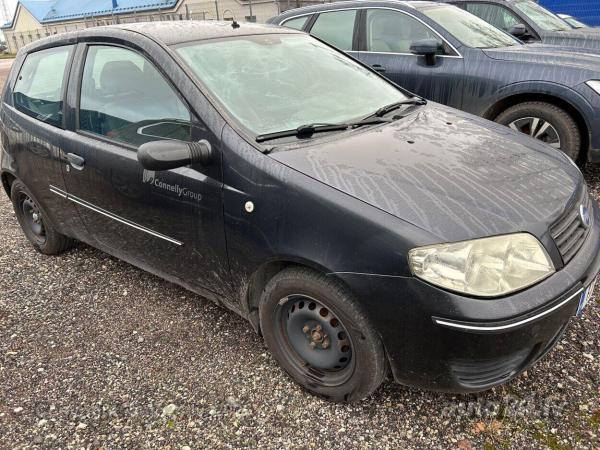 Melns Fiat Punto 2004 Tallina, ar dzinēja tilpumu 1.20 L un nobraukumu 0 tūkst. km par 250 €, foto 2 vietnē AUTOMOTO.COM.LV