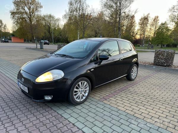 Melns Fiat Punto 2006 Ventspils, ar dzinēja tilpumu 1.30 L un nobraukumu 253 tūkst. km par 1800 €, foto 1 vietnē AUTOMOTO.COM.LV