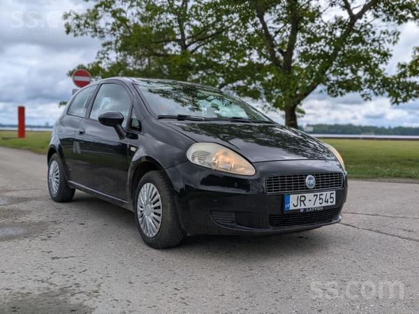Melns Fiat Punto 2007 Aizkraukle, ar dzinēja tilpumu 1.20 L un nobraukumu 145 tūkst. km par 1700 €, foto 2 vietnē AUTOMOTO.COM.LV