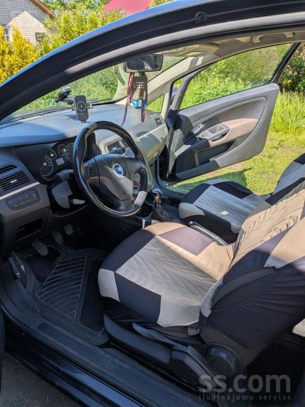 Melns Fiat Punto 2007 Aizkraukle, ar dzinēja tilpumu 1.20 L un nobraukumu 145 tūkst. km par 1700 €, foto 9 vietnē AUTOMOTO.COM.LV