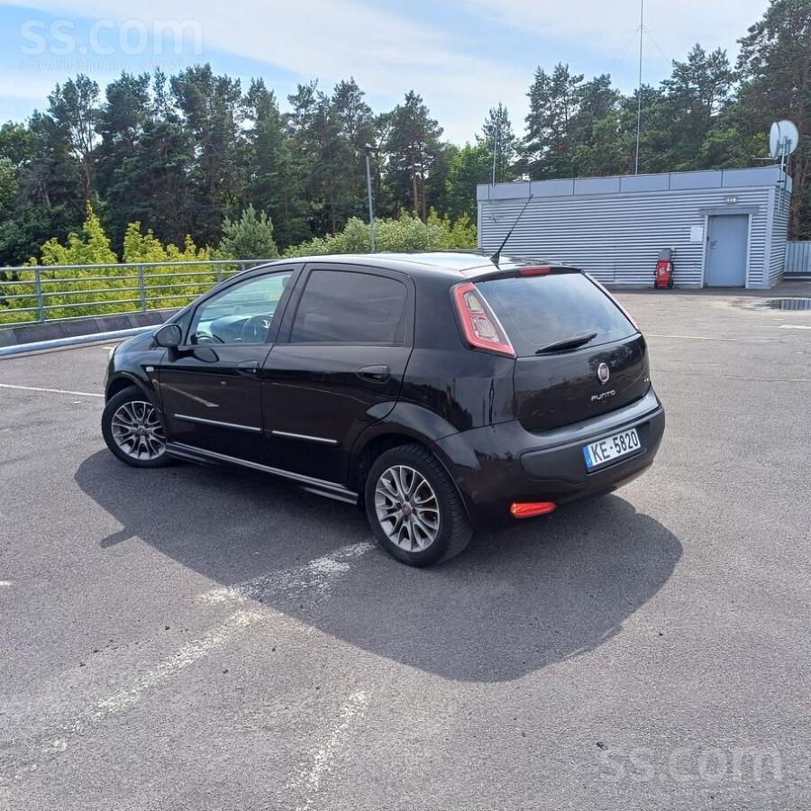 Melns Fiat Punto 2011 Rīga, ar dzinēja tilpumu 1.30 L un nobraukumu 235 tūkst. km par 1600 €, foto 5 vietnē AUTOMOTO.COM.LV