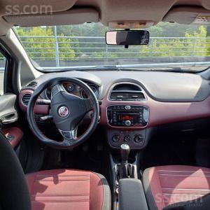 Melns Fiat Punto 2011 Rīga, ar dzinēja tilpumu 1.30 L un nobraukumu 235 tūkst. km par 1600 €, foto 10 vietnē AUTOMOTO.COM.LV