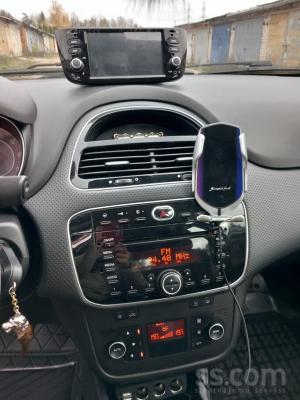 Black Fiat Punto 2012 in Daugavpils, with an engine capacity of 1.40 L and mileage of 140 thousand km for 3200 €, photo 5 on AUTOMOTO.COM.LV