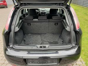 Black Fiat Punto 2013 in Marijampole, with an engine capacity of 1.37 L and mileage of 211 thousand km for 2500 €, photo 12 on AUTOMOTO.COM.LV