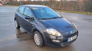Black Fiat Punto 2017 in Klaipeda, with an engine capacity of 1.20 L and mileage of 219 thousand km for 4400 €, photo 3 on AUTOMOTO.COM.LV
