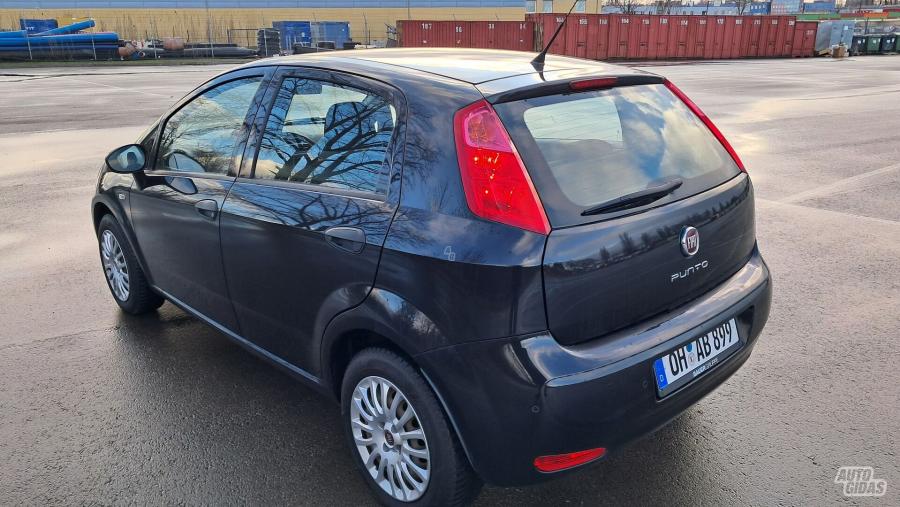 Black Fiat Punto 2017 in Klaipeda, with an engine capacity of 1.20 L and mileage of 219 thousand km for 4400 €, photo 4 on AUTOMOTO.COM.LV