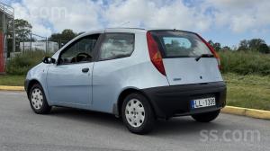 Blue Fiat Punto 2000 in Liepaja, with an engine capacity of 1.20 L and mileage of 194 thousand km for 650 €, photo 5 on AUTOMOTO.COM.LV