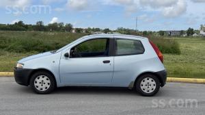 Blue Fiat Punto 2000 in Liepaja, with an engine capacity of 1.20 L and mileage of 194 thousand km for 650 €, photo 8 on AUTOMOTO.COM.LV