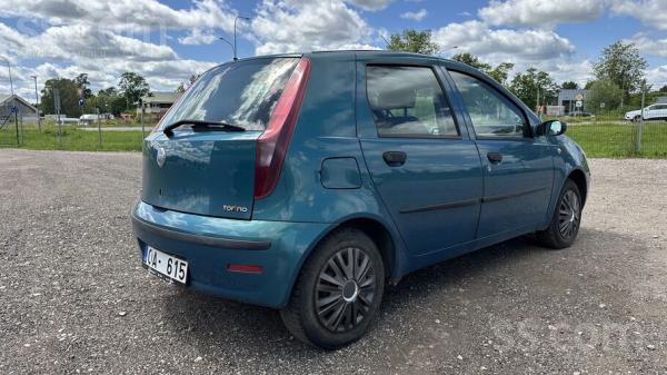 Blue Fiat Punto 2005 in Daugavpils, with an engine capacity of 1.20 L and mileage of 181 thousand km for 1550 €, photo 4 on AUTOMOTO.COM.LV
