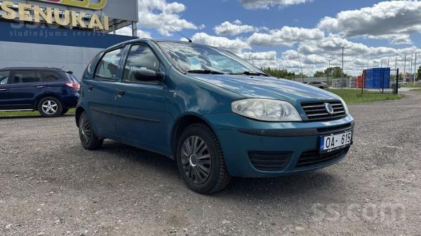 Blue Fiat Punto 2005 in Daugavpils, with an engine capacity of 1.20 L and mileage of 181 thousand km for 1550 €, photo 6 on AUTOMOTO.COM.LV