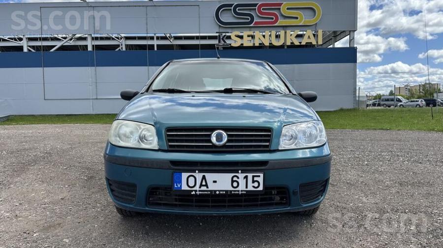 Zils Fiat Punto 2005 Daugavpils, ar dzinēja tilpumu 1.20 L un nobraukumu 181 tūkst. km par 1750 €, foto 8 vietnē AUTOMOTO.COM.LV