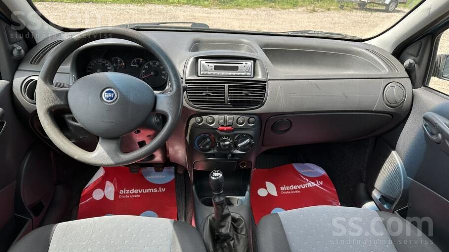 Zils Fiat Punto 2005 Daugavpils, ar dzinēja tilpumu 1.20 L un nobraukumu 181 tūkst. km par 1750 €, foto 11 vietnē AUTOMOTO.COM.LV