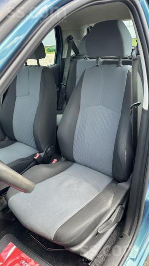 Zils Fiat Punto 2005 Daugavpils, ar dzinēja tilpumu 1.20 L un nobraukumu 181 tūkst. km par 1750 €, foto 14 vietnē AUTOMOTO.COM.LV